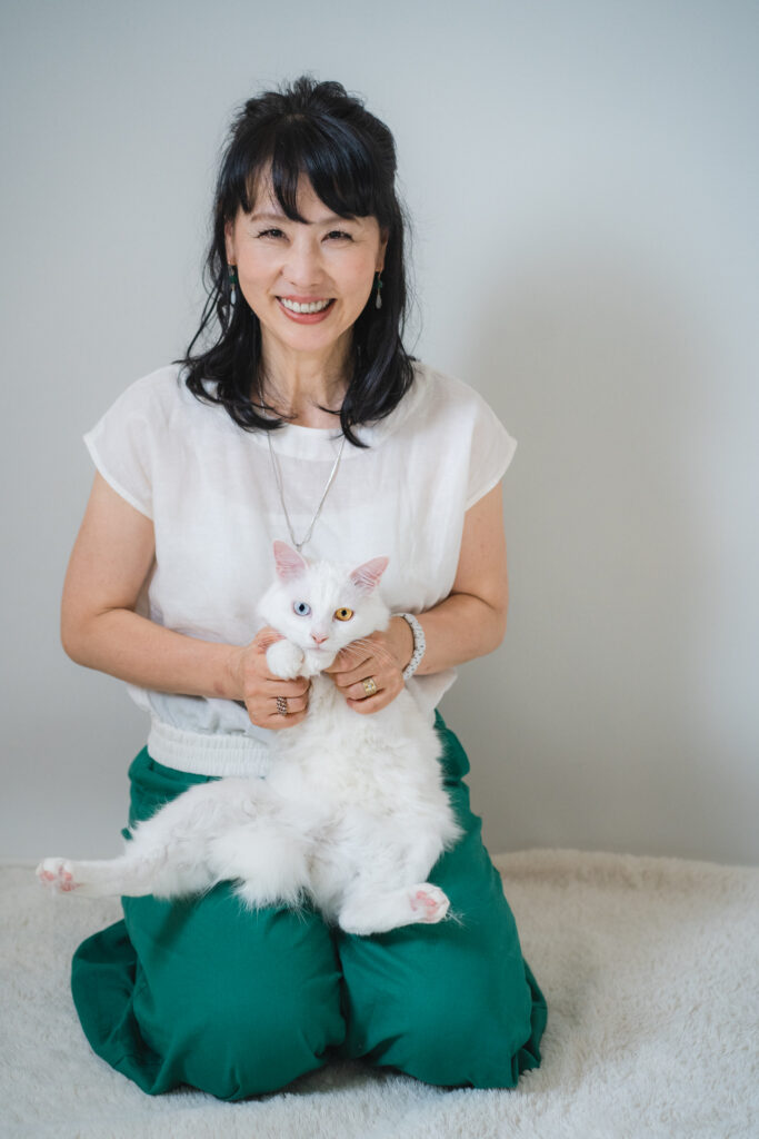 プロフィール | Emily’s Lab.｜犬と猫の自然療法研究所エミリーズラボ